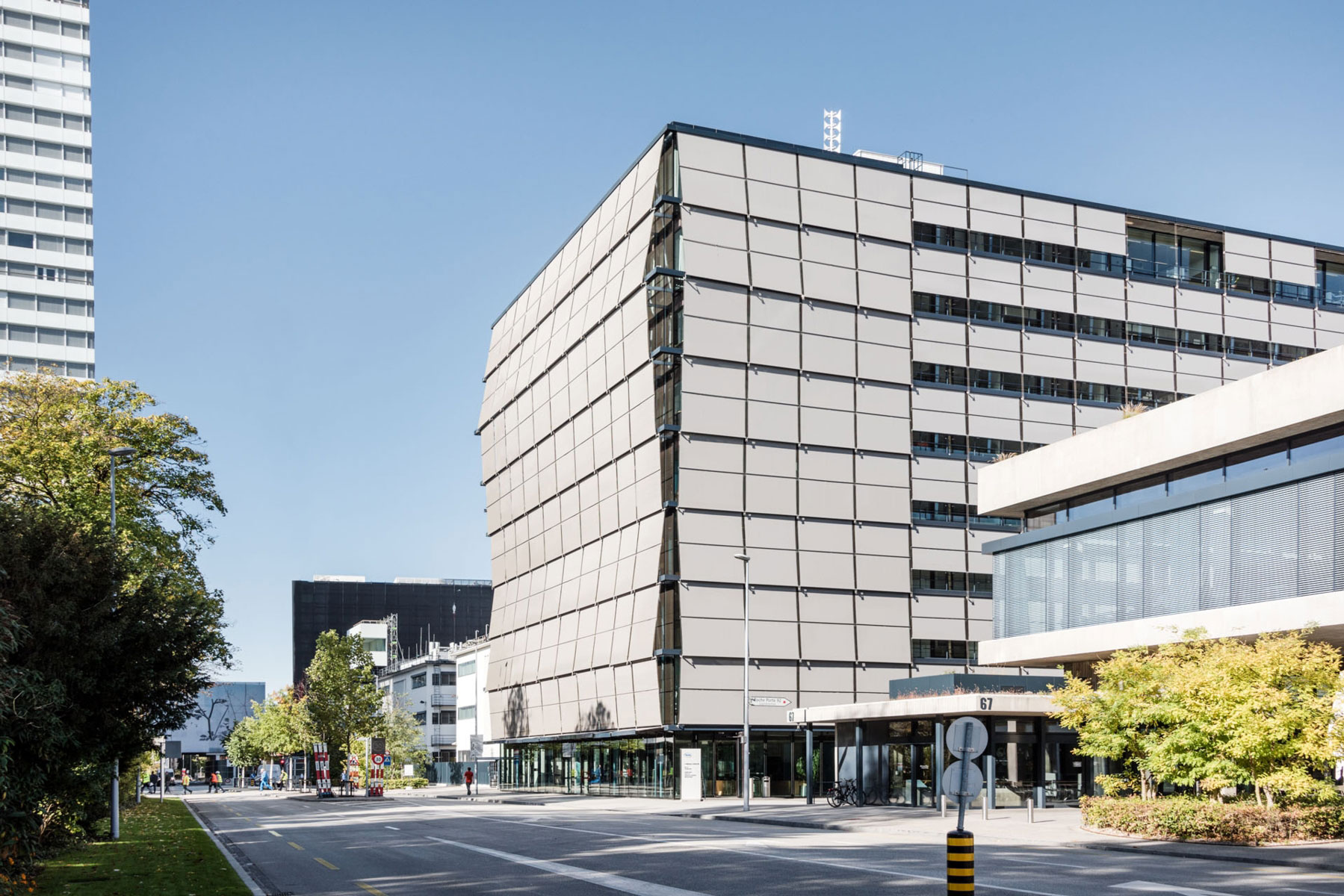Roche Labor B92 Basel – Effiziente Sonnenschutzlösungen von Kästli ...